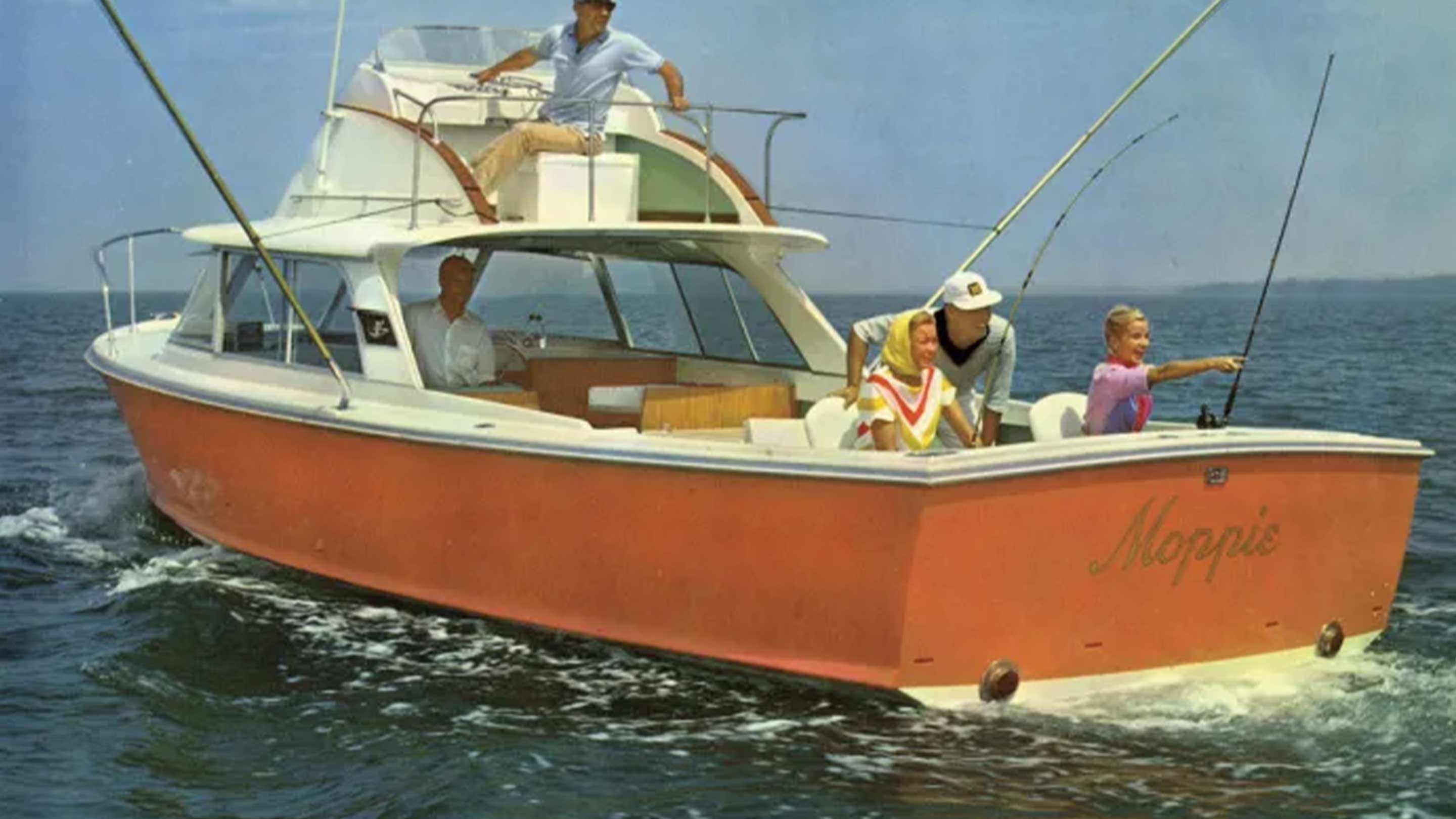 Moppie - The salty tale of the Bertram 31 – Dogwatch Art Co.